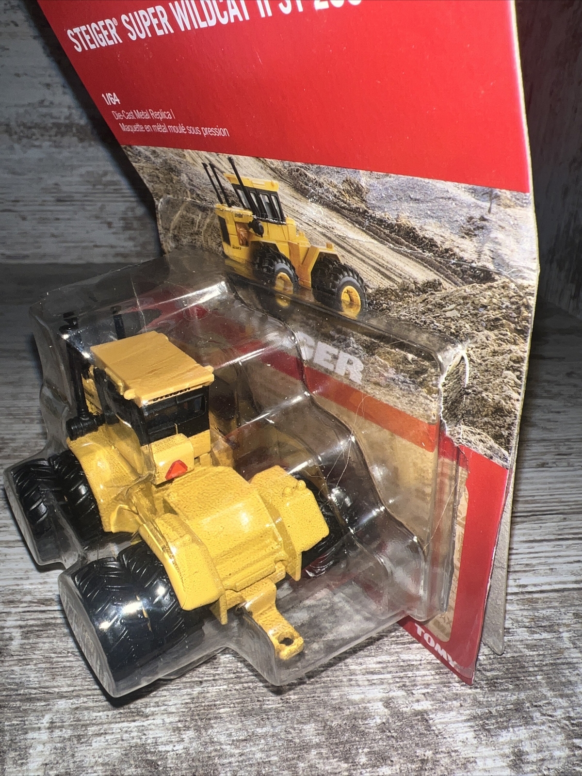 ERTL 1/64 Steiger Super Wildcat II Industrial Yellow Tractor With Disk ...