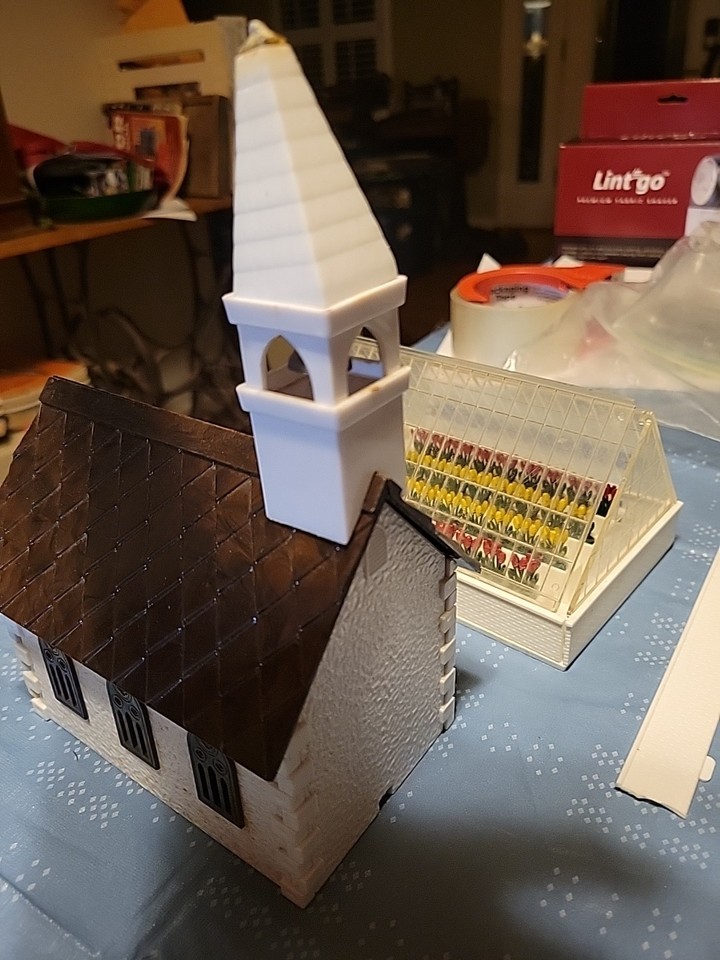 1950's BACHMANN Plasticville toy church kit and Green House Nice | eBay