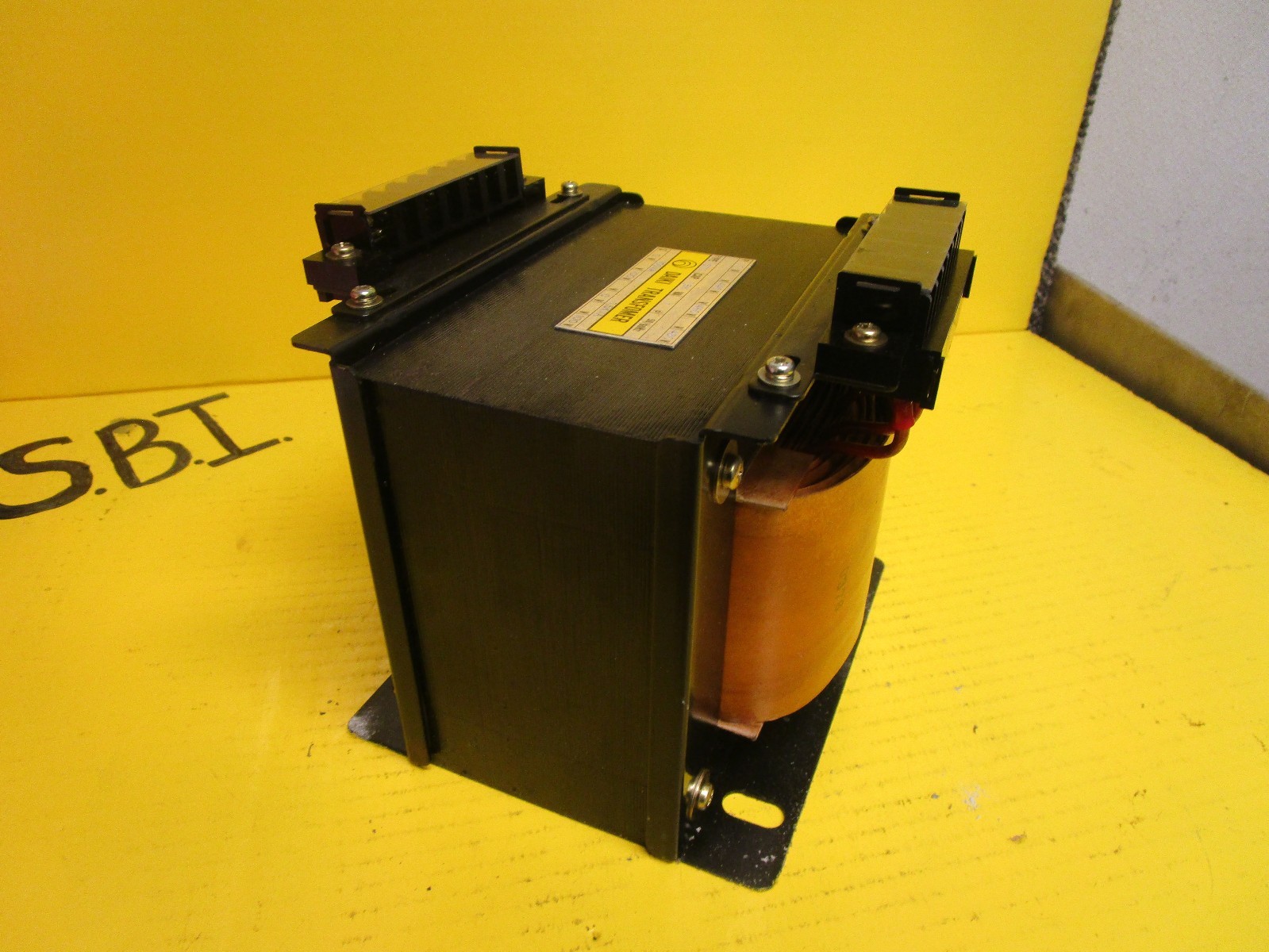DAIKI 1 PH TRANSFORMER TYPE 570 1,6Kva 100VA 100 VA PRI: 0/480V SEC: 0 ...