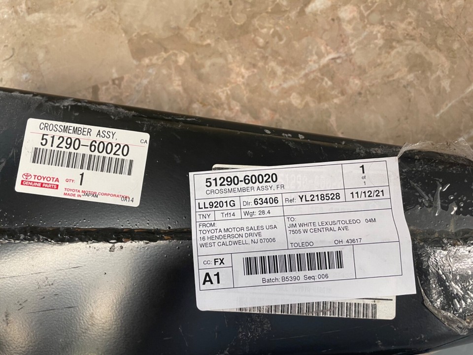 04 Lexus LX470 rear crossmember OEM | eBay