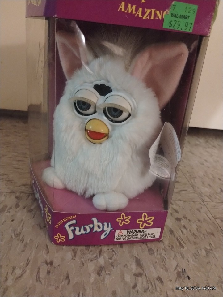 Furby 1998 ORIGINAL 1st Generation 70-800 New in Box NIB misprint box ...