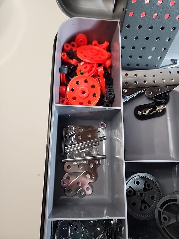 Meccano Super Construction Set 25 in 1 Motorized Building Kit 19206 SEE ...