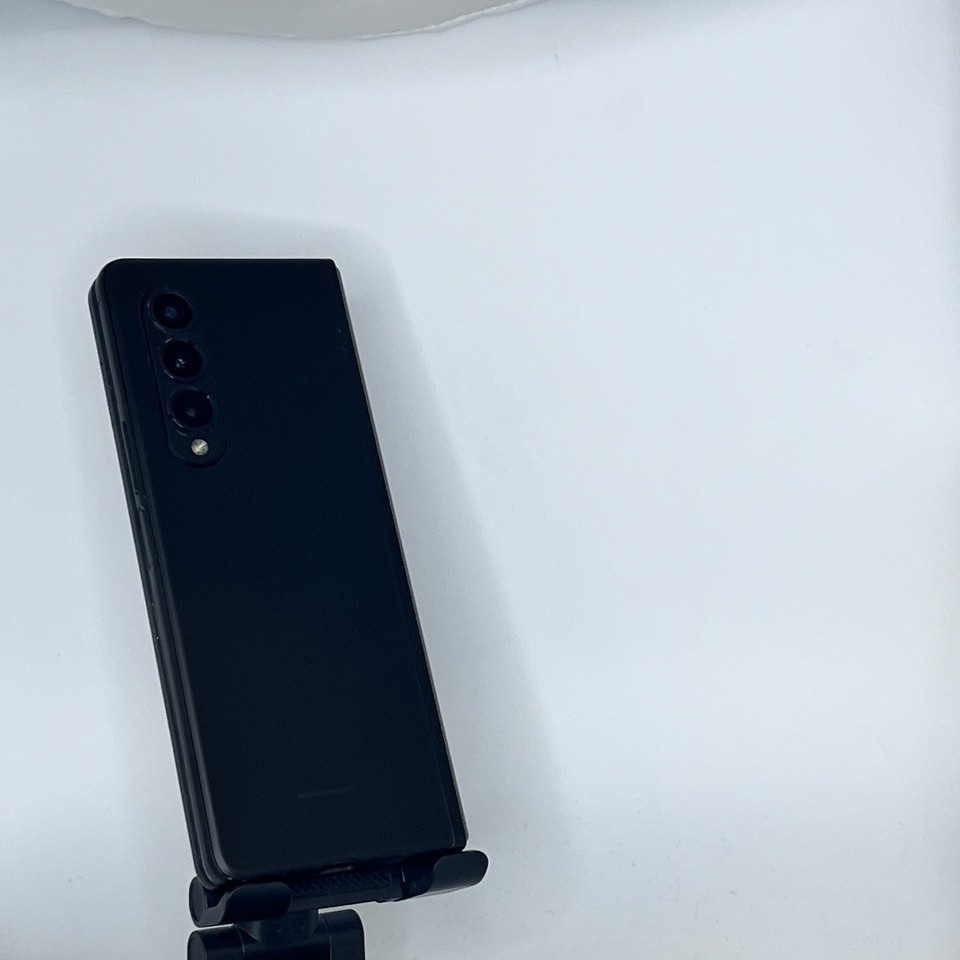 Samsung Galaxy Z Fold3 5G SM-F926U 256GB Phantom Black T-Mobile Only ...