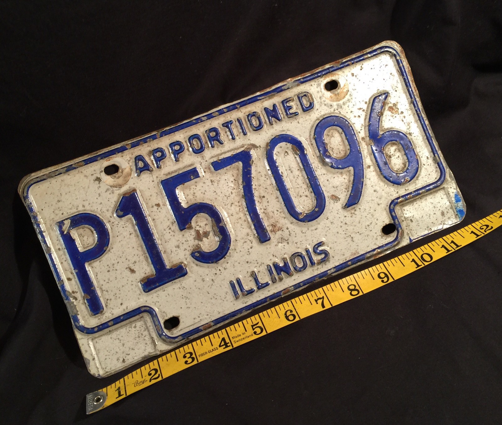 Vintage Illinois license plate # P157096 Chicago Apportioned PRIORITY ...