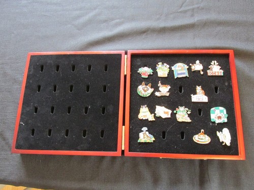 Gary Patterson Cat Pins Collection with 15 pin backs and collector's ...