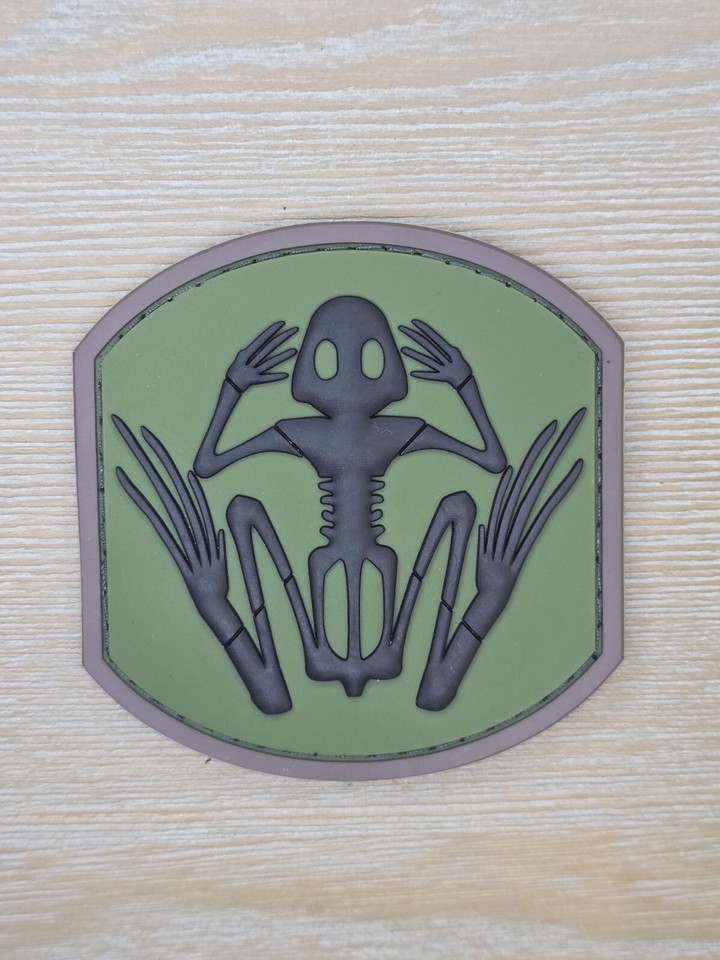 US NAVY SEAL FROG SKELETON DEVGRU 3D FOREST TACTICAL ARMY PVC HOOK ...