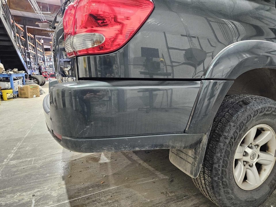 2001-2007 Toyota Sequoia Rear Bumper | Timberland Mica-6T8 | OE