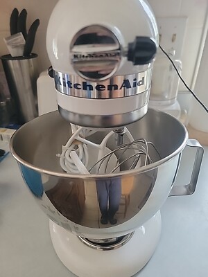 KitchenAid Classic Plus KSM75WH 4.5qt Tilt-Head Stand Mixer White Works ...