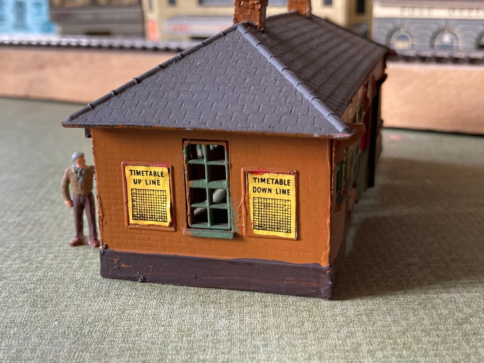 Airfix /Triang Building Collectors choice Airfix/Triang Range OO scale ...