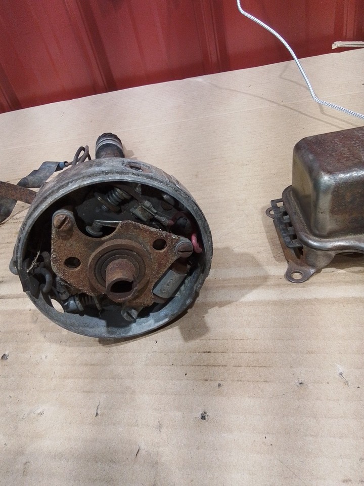 Vintage Accel 30100 dual point distributor for big/small block Chevy V8 ...