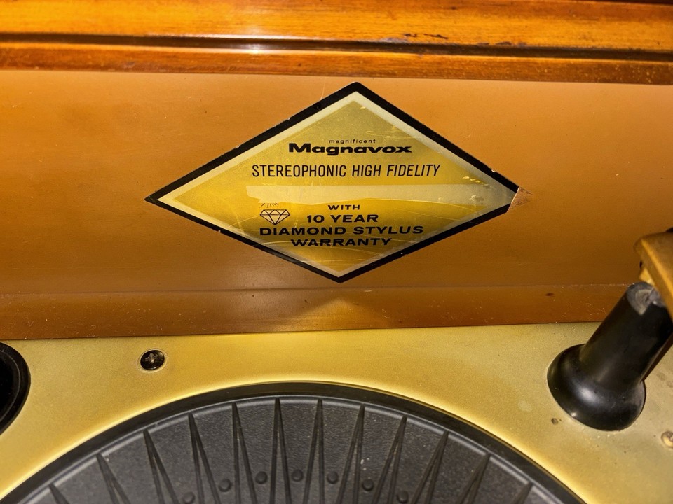 Vintage Magnificent Magnavox Stereophonic High Fidelity Record Player ...