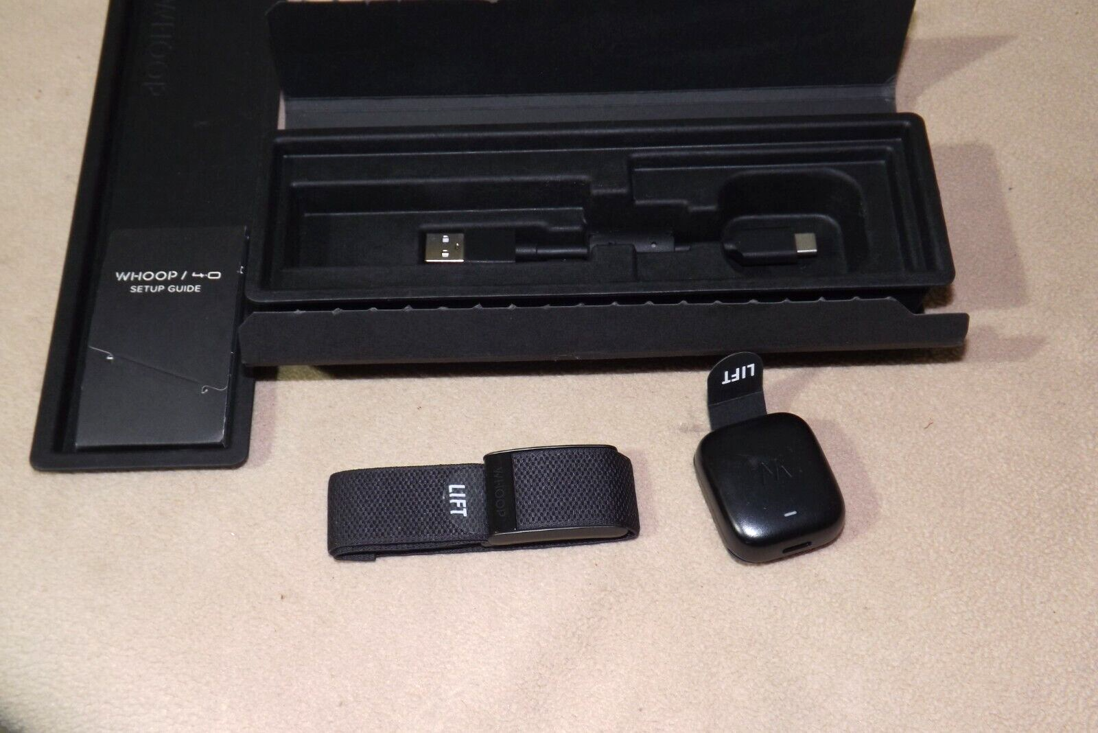 Whoop 4.0 Onyx Fitness And Health Tracker Band Charger Superknit WS40 ...