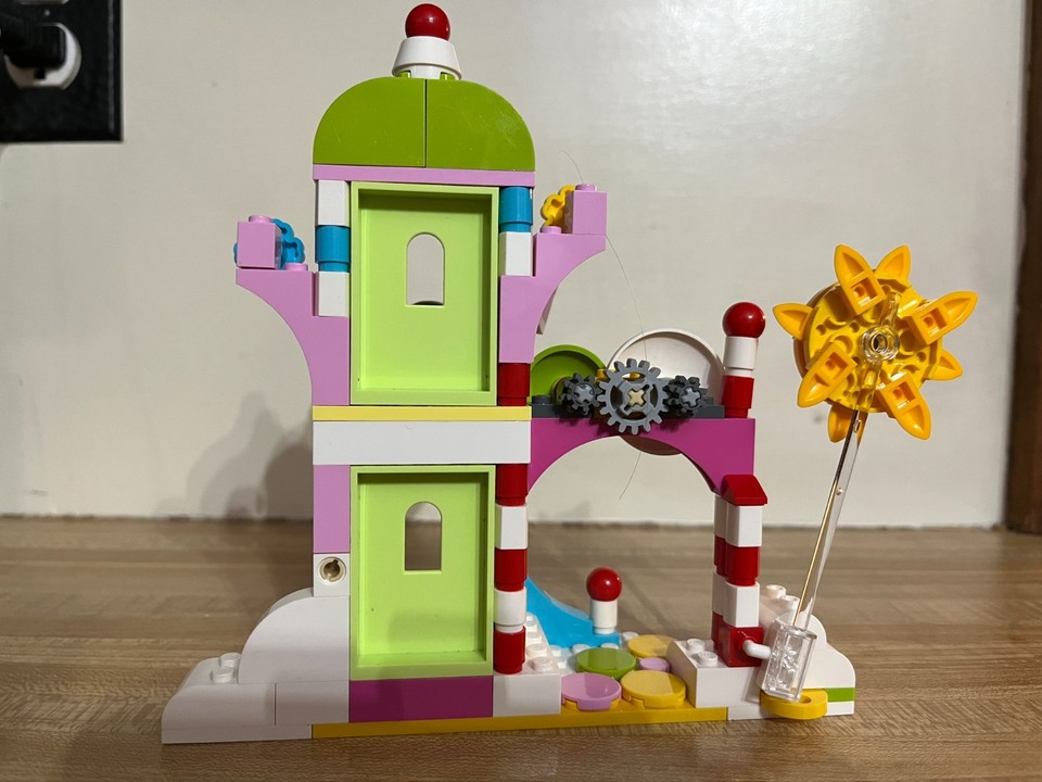 The LEGO Movie: Cloud Cuckoo Palace (70803) incomplete w/Instr Missing ...