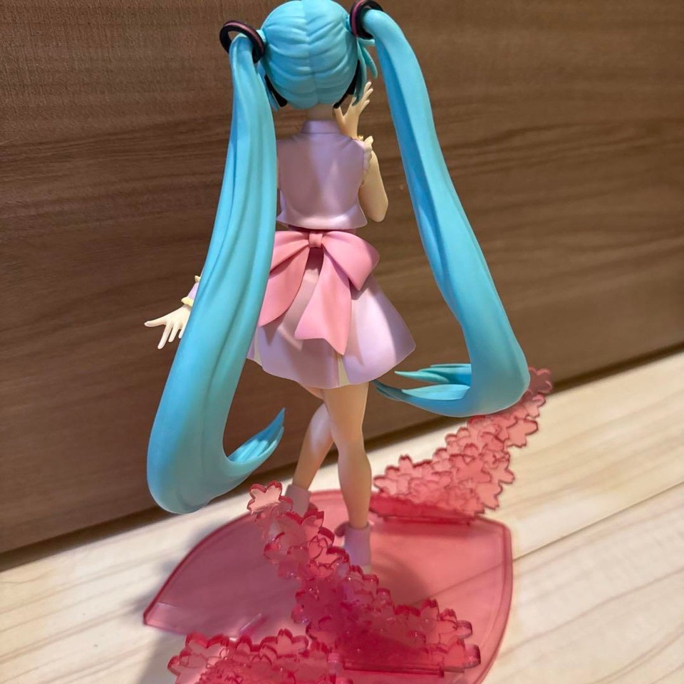 Hatsune Miku Figure - Vocaloid Anime Character Collectible | eBay