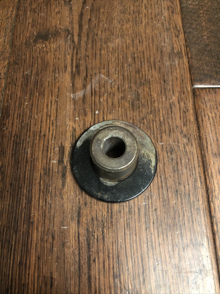 OEM Craftsman Husqvarna AYP FRONT AXLE BUSHING 532194737 529496301 ...