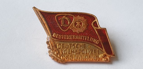 GDR badge, medal, best investigation German Volkspolizei SG Dynamo ...