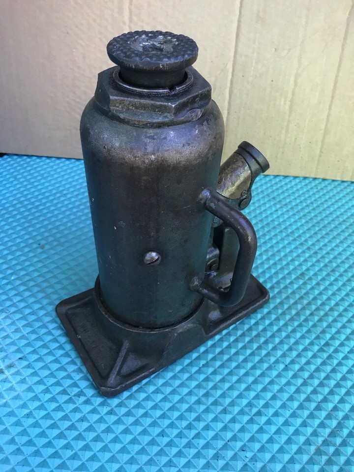 Vintage Walker Bottle Jack Racine Wis Mfg Co Tools USA | Aftermarket ...