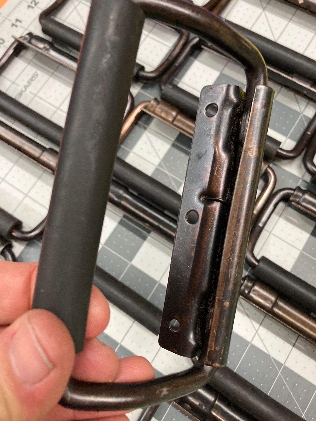 20 Surface Mount Road Case Flip Handle Lot | Grelly UK