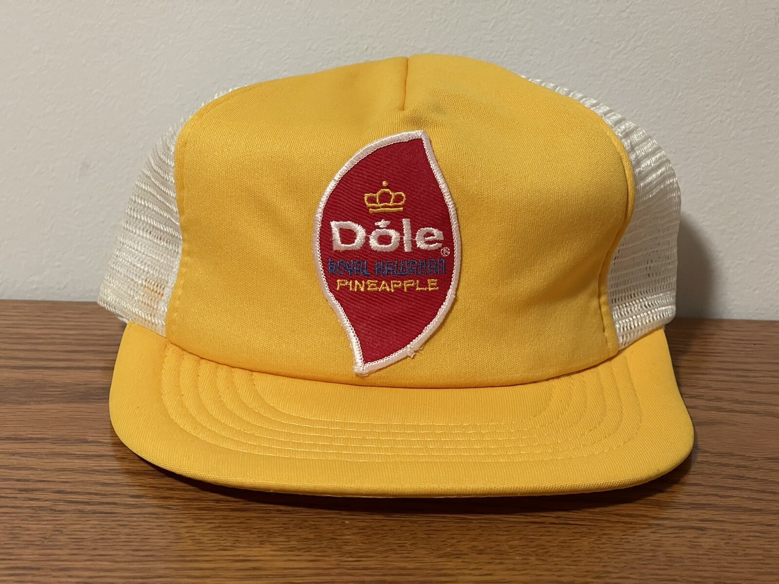 *RARE* Vintage Dole Pineapple Patch Mesh Snapback Ye… - Gem