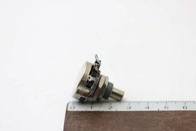 POTENTIOMÈTRE PIHER DE CARBONE. 10K LOG S/IW ON/OFF. P31 | eBay