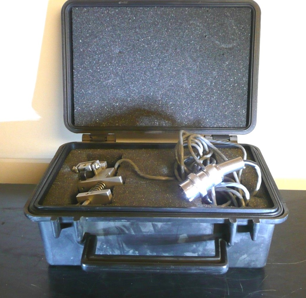 Satec Systems Instron Extensometer Model B3M Tensile Tester ASTM Yield ...