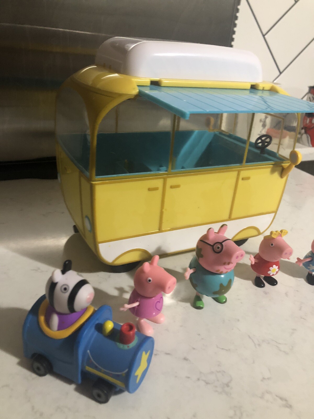 Peppa Pig Camper Van With 5 Figures. 2003. | eBay
