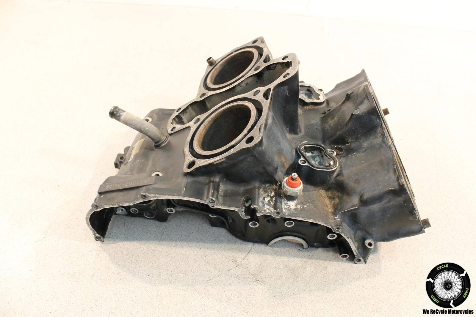 1984 Honda V65 Sabre VF1100 S ENGINE MOTOR PISTON CYLINDERS BLOCK JUG ...