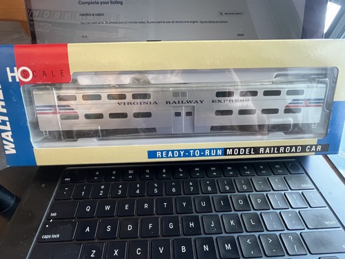 RTR Ho Scale Walthers 932-6255 Virginia Railway Express PS DD Commuter ...