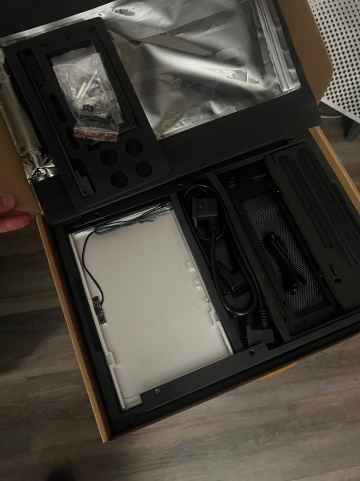 NCASE (FormD) T1 v2.5 Sandwich Kit Silver/Black, 2x PSU Cable, PCIe 5.0 ...