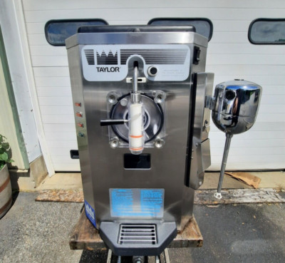 Frozen Drink & Slush Machines - Taylor Frozen Drink Machine