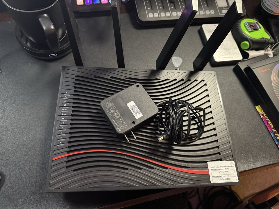 Netgear C7800 Nighthawk X4S AC3200 WiFi Cable Modem Router Black Wi-Fi ...