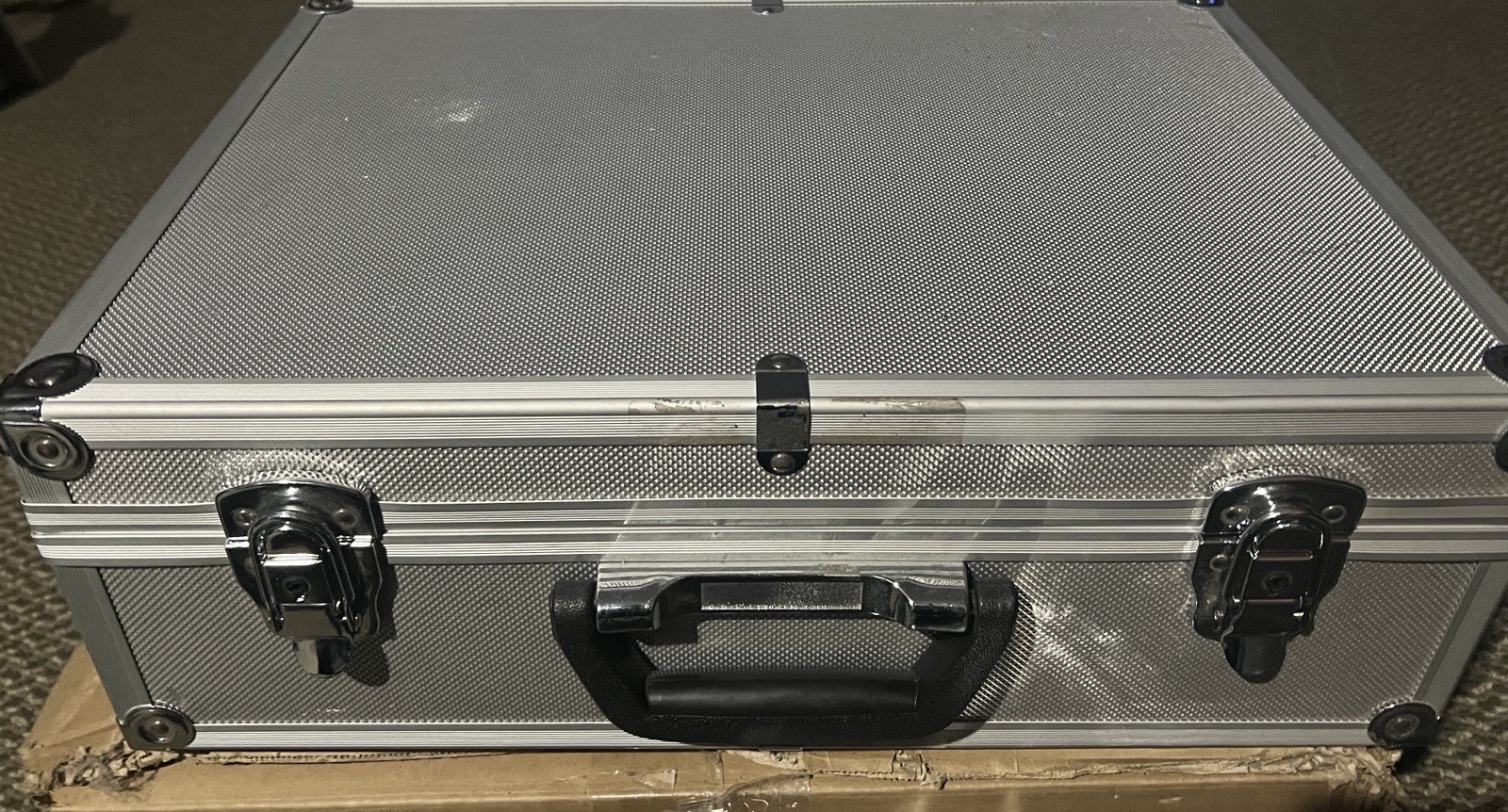 4 Gun SATA Spray Gun Case/with guns used by a top gun for sale to TOP ...