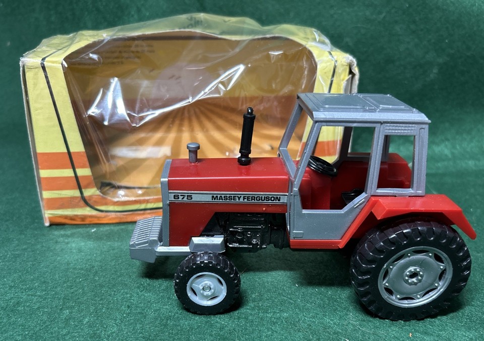 Lone Star Farmers Boy Massey Ferguson 675 Model Tractor Item No. 1770 ...