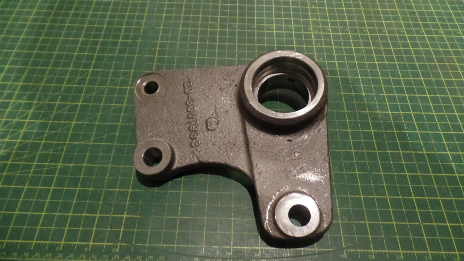 GENUINE WHITE LIFT TRUCK PARTS M20-3007933 TIE ROD HOUSING ASSEMBLY, 20 ...