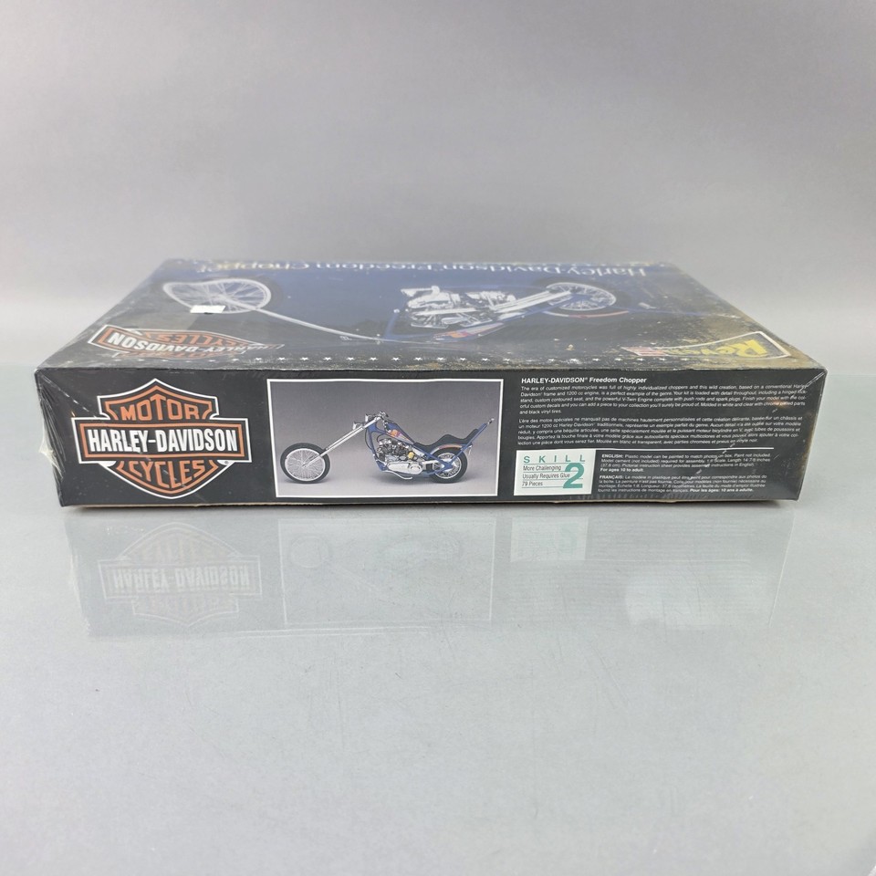 Revell 85-7307 1:8 Harley Davidson Freedom Chopper Motorcycle Model Kit ...