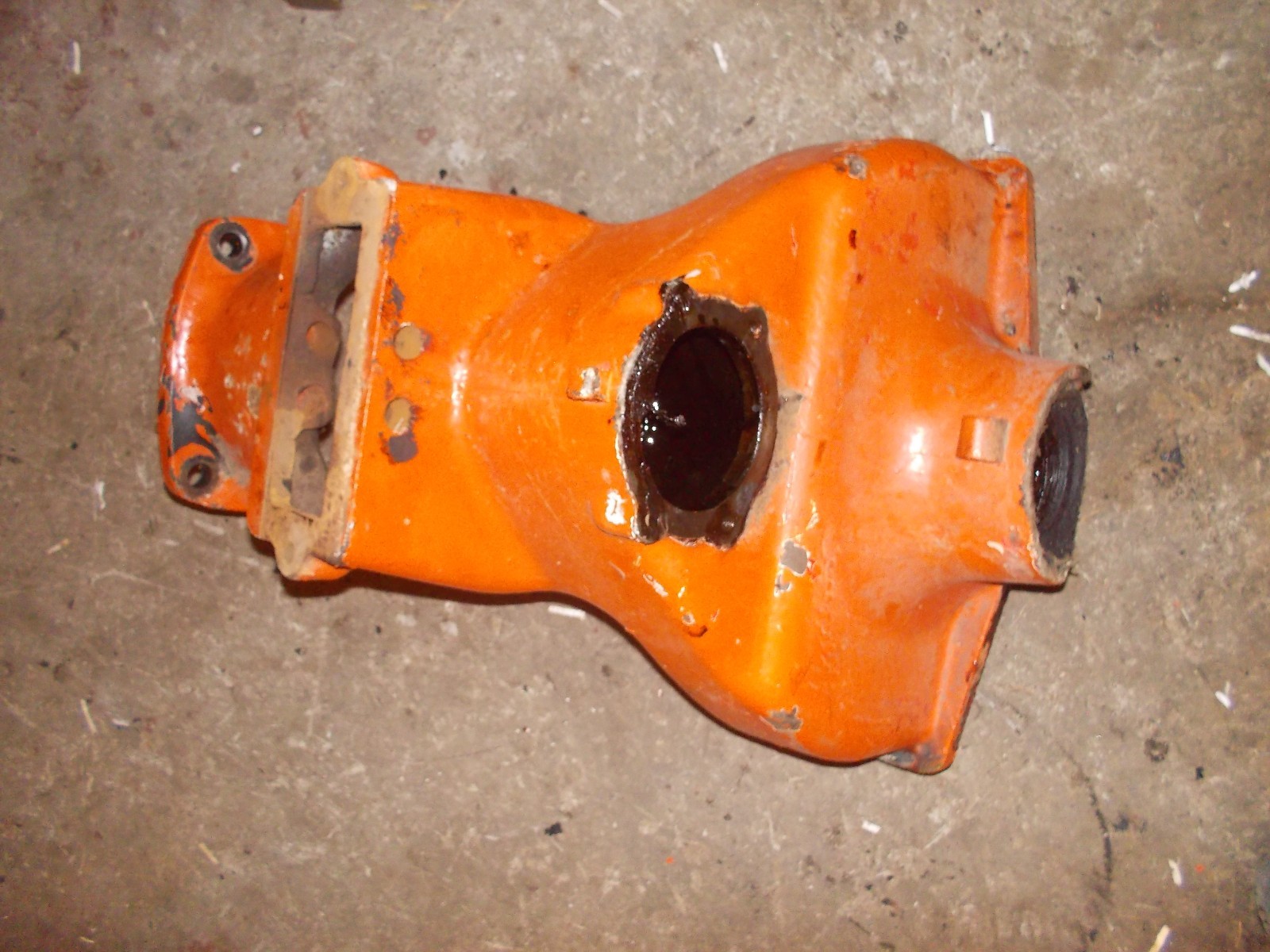 1939 Allis Chalmers B Tractor rear axle drop housing SPECIAL 1st year ...