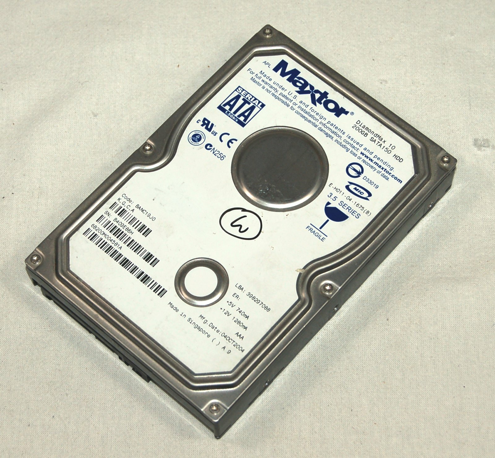 Festplatte Maxtor DiamondMax 10 6B200M0 04581A 200 GB 3,5" SATA 7200 ...