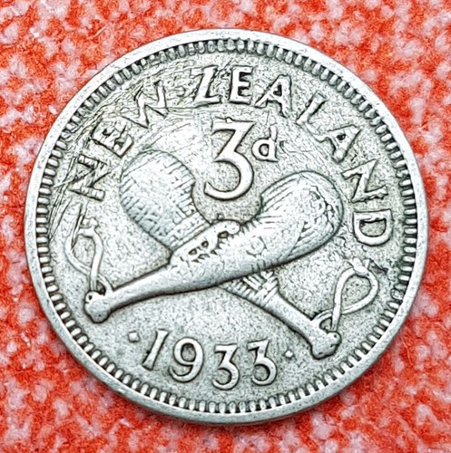 New Zealand; George V, Sterling Silver Threepence, 3d. 1933 ...