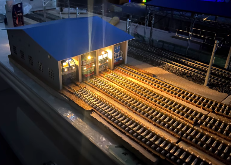 Diorama 1/87 Building Model Train Garage Model Railway Layout Scene ...