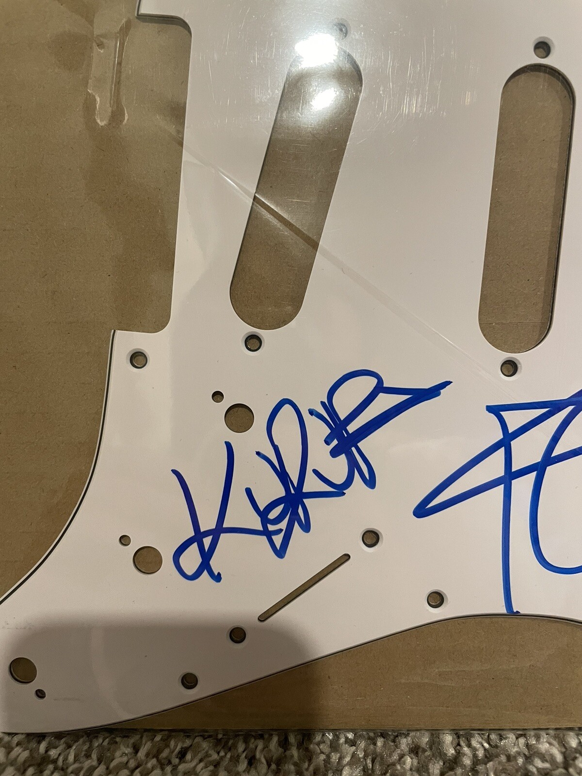 Rap Artist Signed Autographed Guitar Pickguard Ice Cube, Kourpt RARE ...