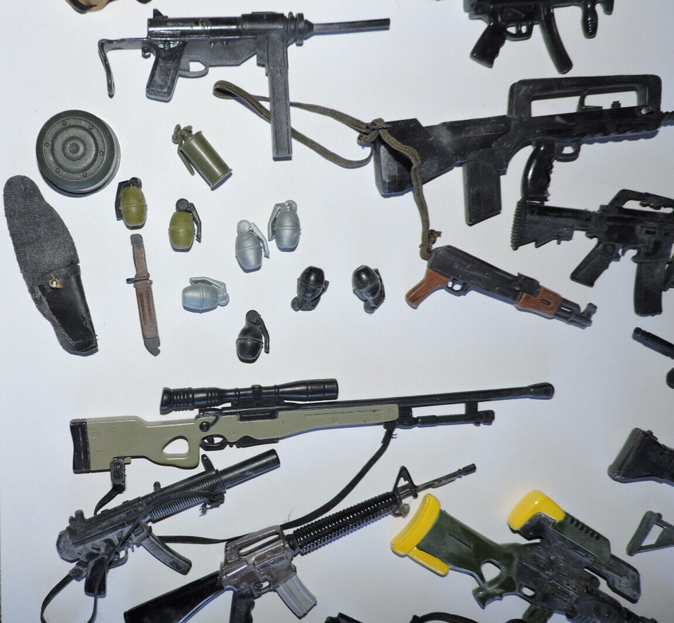 Vintage-12" GI Joe Weapons LOT-Guns, Grenades,Knives Rifles, Pistols ...