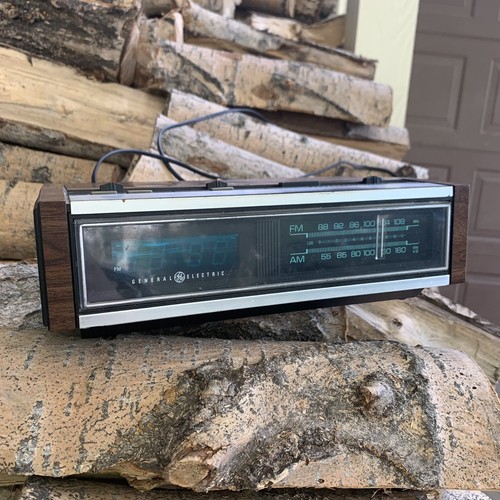 Vintage General Electric Wood Grain Clock Radio Tested Works GUC Fast ...