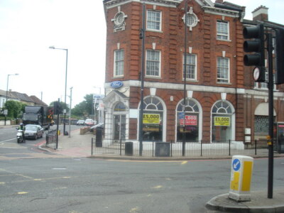 Photo 6x4 Car dealer, Tulse Hill Brixton/TQ3175 c2009 | eBay UK