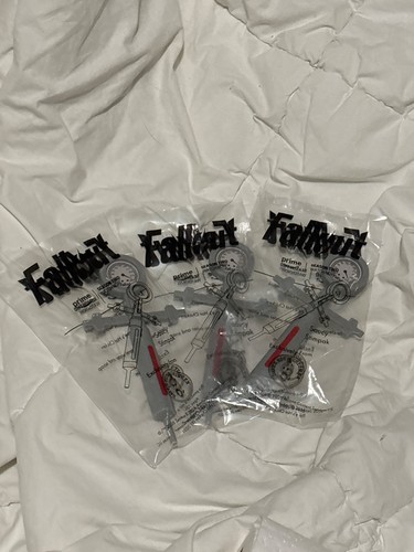 Fallout × Dave’s Hot Chicken – Stimpack Collectible (New, Sealed) | eBay