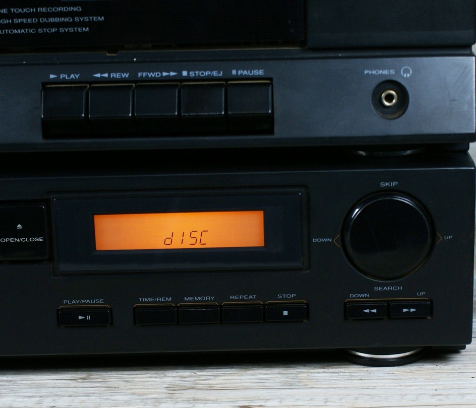 Goodmans 2700CD HiFi Stereo System FM Radio Cassette CD Record Player ...