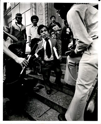 LG53 1979 Original Photo DWARF BURTON GUTTERMAN APPLIES TO JOIN BOSTON ...