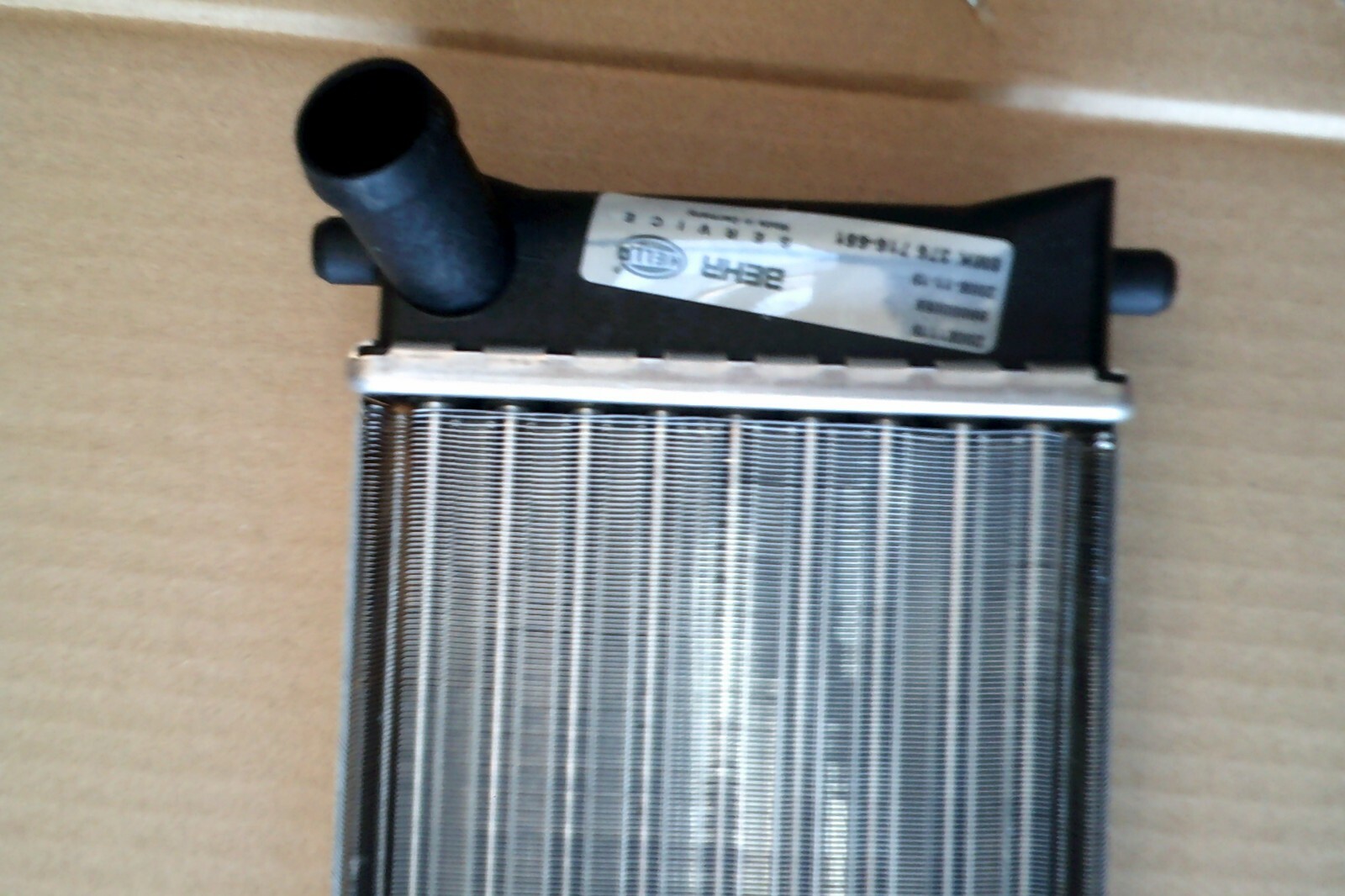 Radiator For Porsche Boxster 986 2.5L 97-99 central Centre *Behr*8mk ...