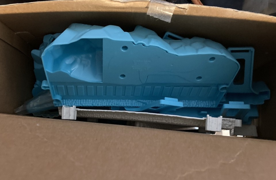 THOMAS FRIENDS Trackmaster Sodor Icy Boulder Chase Set-New | eBay