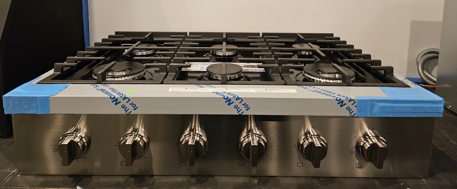 Bosch RGM8658UC 36" Stainless Steel Gas Rangetop Out of Box Scratch ...