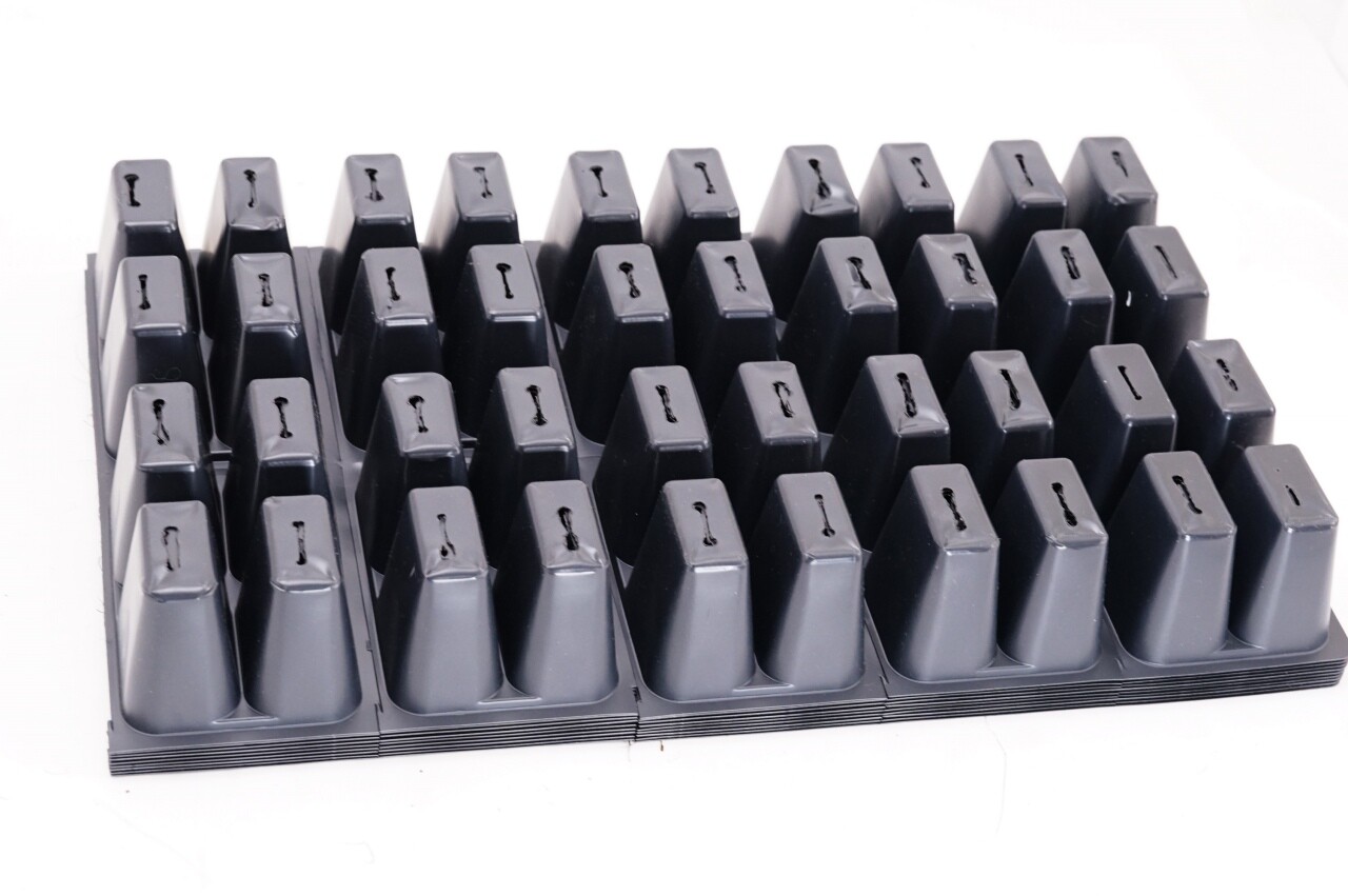 40 Cell Seed Starting Tray- Flower - Seeds - Herb - Garden - 8 Pack | eBay